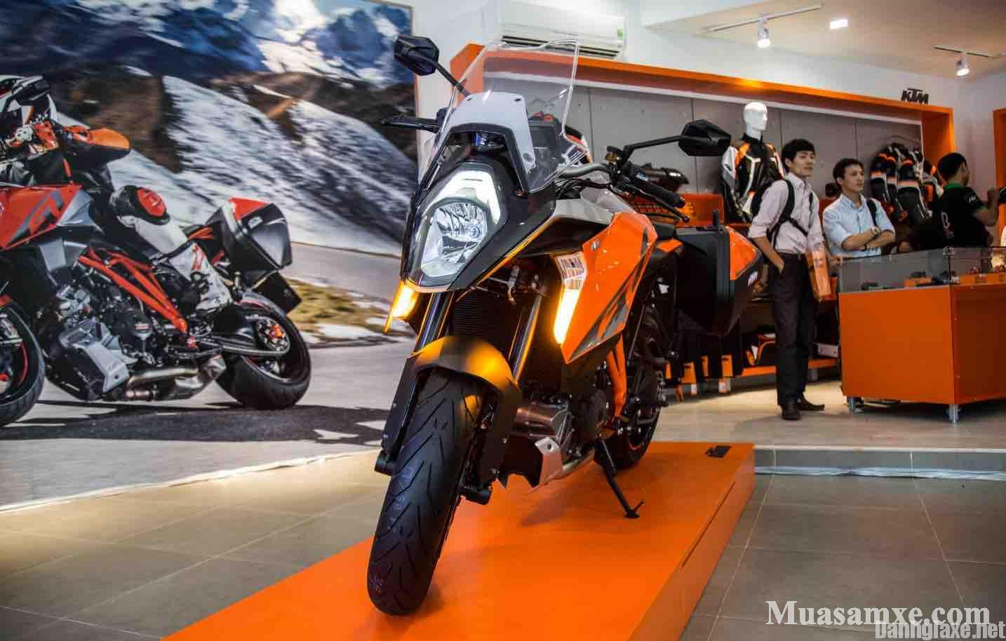 gia-xe-ktm-1290-super-duke-gt-2017-baoxehoi-com-1 - MuasamXe.com